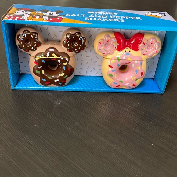 Disney | Kitchen | Nwt Disney Salt And Pepper Shakers | Poshmark